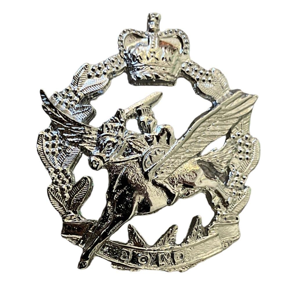 5th Aviation Regiment hat badge – 2nd Pattern (A196) | Allied Militaria