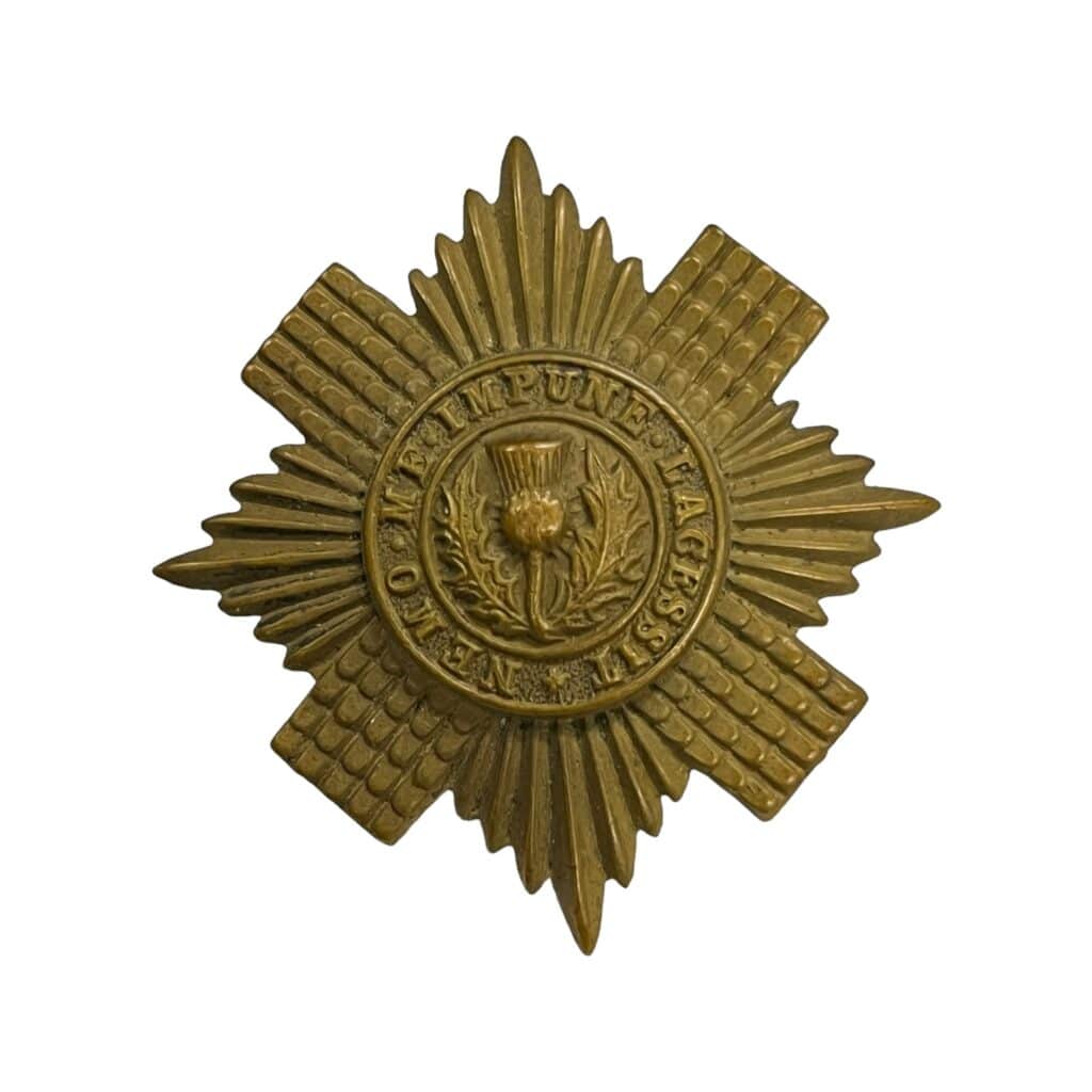 WW2 Scots Guards Regiment (Scottish) Cap Badge (B096) | Allied Militaria
